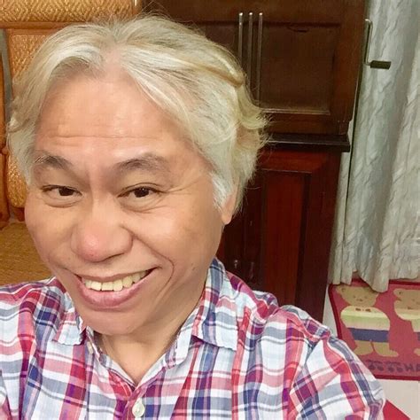 「爷孙恋」林靖恩偷吃他人外卖被捕 欲赔xx元了事 遭李坤城儿子发文寸爆 星岛日报