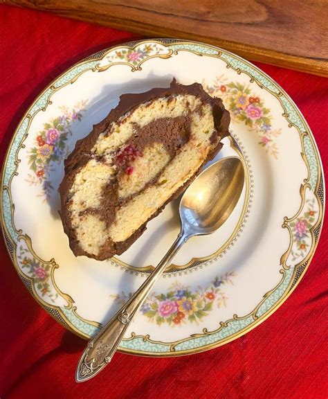 Low Fodmap Chocolate Raspberry Bûche De Noël Fodmap Everyday