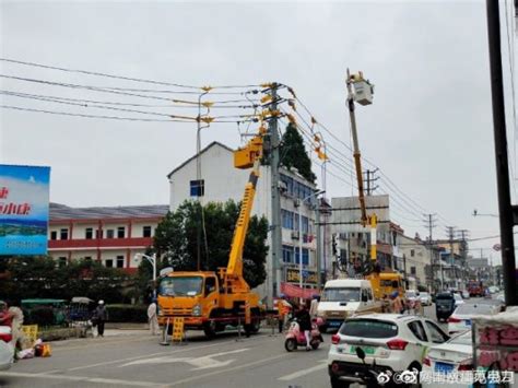 带电作业更换电杆柱上开关 铜马电力