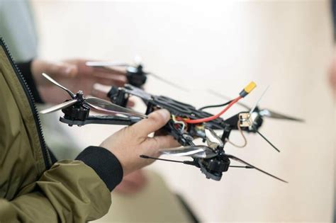 Украинцев призывают проходить обучение и собирать Fpv дроны Новости