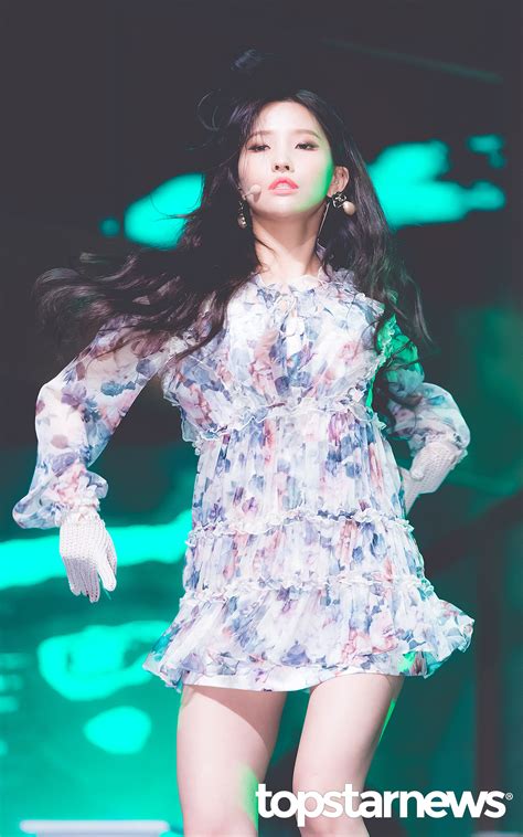 Hd포토 여자아이들gi Dle 전소연 화려함 그 자체 세뇨리타 네이트 연예