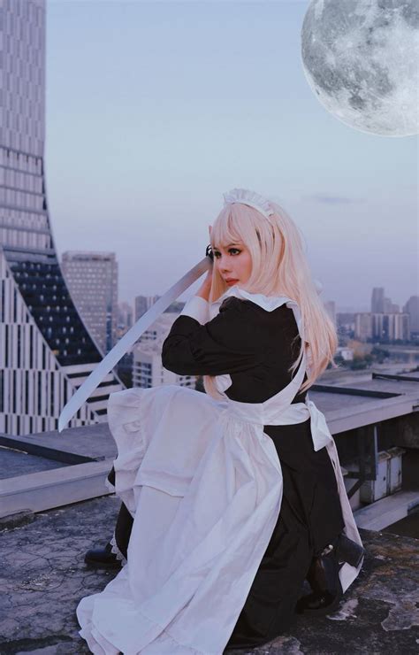 双刀修女，人像写真