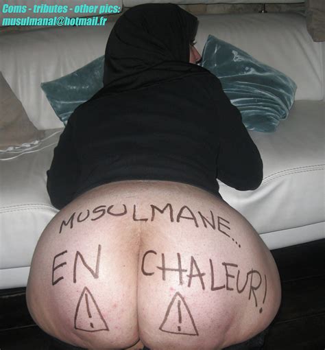 huge ass muslim hijab arab amateur bitch shows fat cheeks porn pictures xxx photos sex images