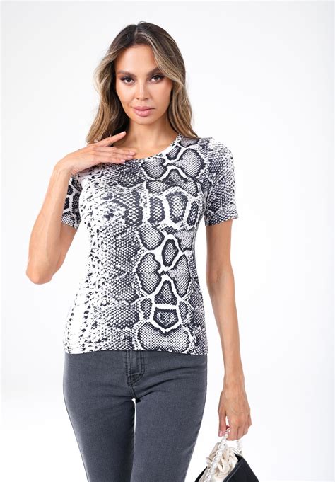 A-A Awesome Apparel by Ksenia Avakyan — купить товары бренда A-A ...
