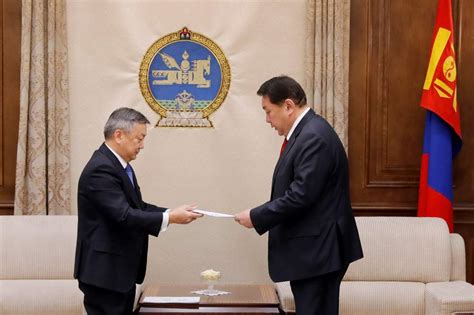 УИХ ЫН ЧУУЛГАНЫ ХУРАЛДААНЫ ДЭГИЙН ТУХАЙ ХУУЛЬД НЭМЭЛТ ОРУУЛАХ ТУХАЙ ХУУЛИЙН ТӨСЛИЙГ ӨРГӨН