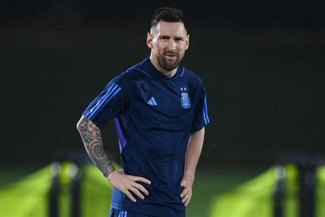 Lionel Messi é o maior jogador de todos os tempos Descubra o universo