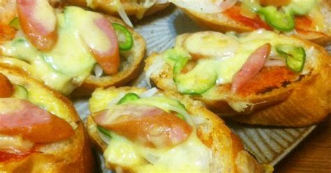 フランスパンで簡単ピザトースト By ごくもり 【クックパッド】 簡単おいしいみんなのレシピが315万品