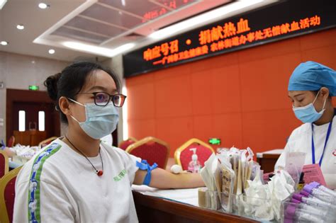 市卫生健康委和越秀区农林街办事处联合举办“响应号召 捐献热血——无偿献血主题活动” 长者易用专区 广州市卫生健康委员会