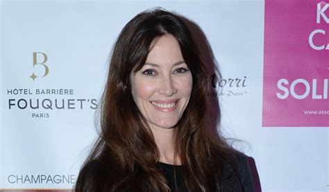 Mareva Galanter et Cécile de Ménibus oublient la dure réalité sortie au Fouquet s pour une