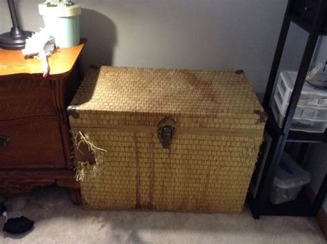 Help What To Do With This Old Wicker Chest Hometalk