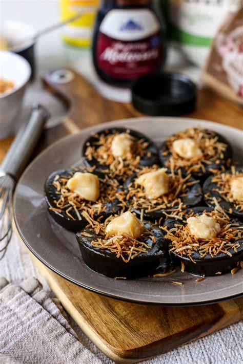 Black Kutsinta Ang Sarap