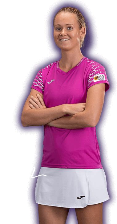 Marie Bouzkova Official Website About Czech Tennis Player