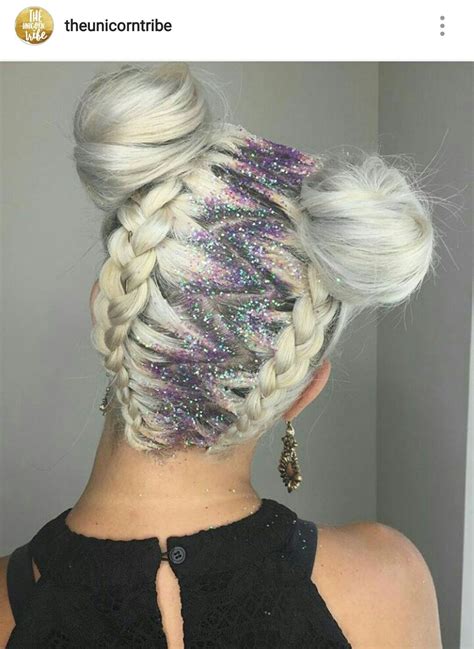 Space Buns Hair Style With Glitter Brillo Para El Cabello Peinados