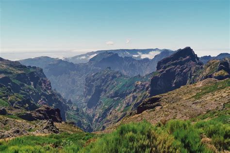 Pico Do Areeiro Do Nascer Ao Pôr Do Sol Aos Passeios Pelos Trilhos