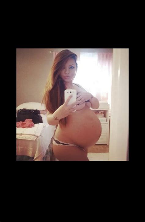 Sexy Redhead Pregnant Babe Anthologee232