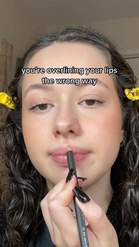 Avoid This Mistakes Dont Overline Your Lips Makeup Routine Lip