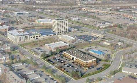 Tareen Development Partners Acquires Town Centre Plaza In Eagan And Will Rebrand As Eagan