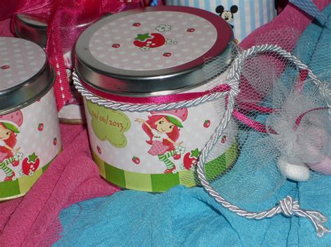 ΜΕΤΑΛΛΙΚΑ ΚΟΥΤΙΑ ΜΠΟΜΠΟΝΙΕΡΕΣ ΜΕ ΤΟΝ ΜΙΚΥ ΚΑΙ ΤΗΝ ΜΙΝΝΙΕ