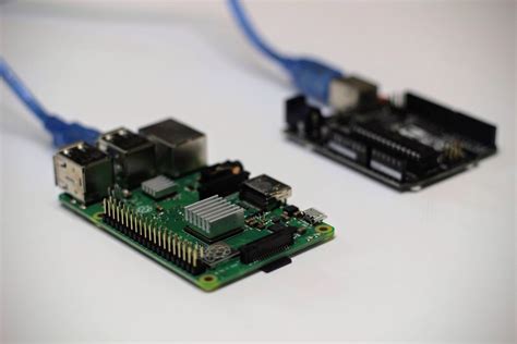 Recycle Sorting Robotic Arm With Computer Vision Andrew Bernas