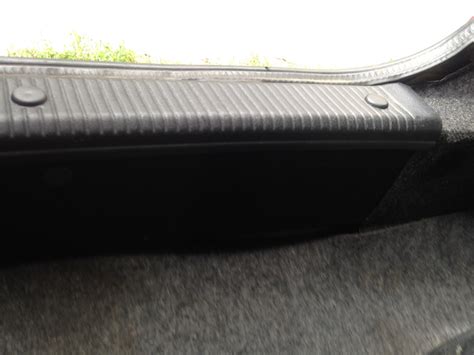 Багажник с брелка + обшивка ниши под замок — Nissan Almera II (N16), 1 ...