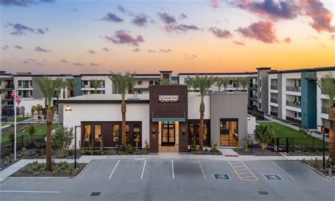 Luxury Apartments In East Mesa Az Acero Hawes Crossing