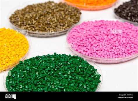 Plastic Pellets Polymeric Dye в Granules The Recycling Of Plastic