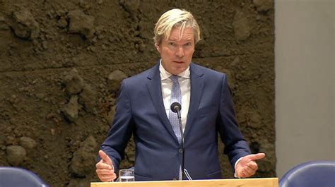 Foort Van Oosten ‘ik Ben Ook Maar Gewoon Een Man Die 5 Dagen Geleden Door De Vvd Is Verzonnen
