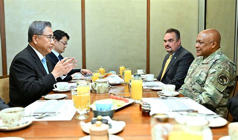 코튼 美 전략사령관 접견 상세보기장관 외교활동전 박진장관 열린장관실