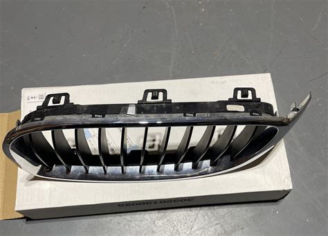 Bmw Oem Sport Left Front Grille 51135a3d025 Ebay