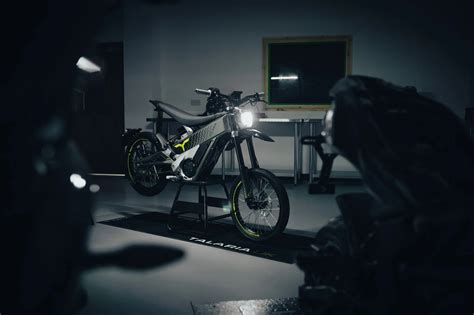 V 2023 60v 6000w Talaria Sting X3 Ebike远程强力越野电动越野车电动摩托车摩托电动 Buy