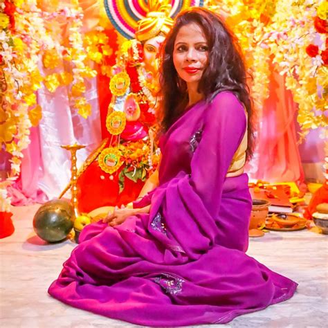 Keeya Debdas শুভ নববর্ষের আন্তরিক প্রীতি ও শুভেচ্ছা সকলকে 😍