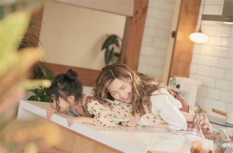 變裝《美女與野獸》 吳若希感言賀大女五歲生日 澳門力報官網