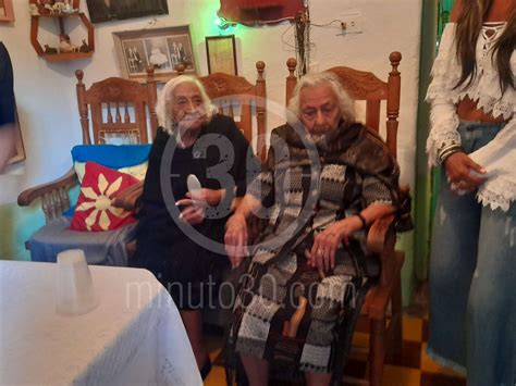 Video Qué ternura de abuelita Cumplió 105 años de vida rodeada de