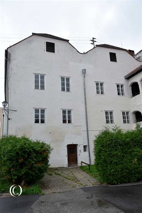 Adolf Hitlers Birthplace In Braunau Am Inn Austria Landmarkscout