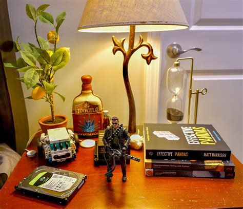 Bojan Tunguz On Twitter My Bedside Table Fdmoek9e6l