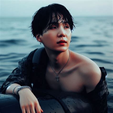 Pin de Lilia Gonzalez em BTS | Foto suga, Imagens bts, Fotos