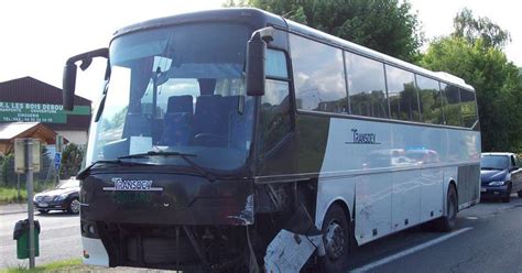 FRANGY Elle Percute Un Car