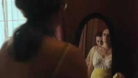 Elisabeth Moss Nude Porn Videos And Sex Tapes Xhamster
