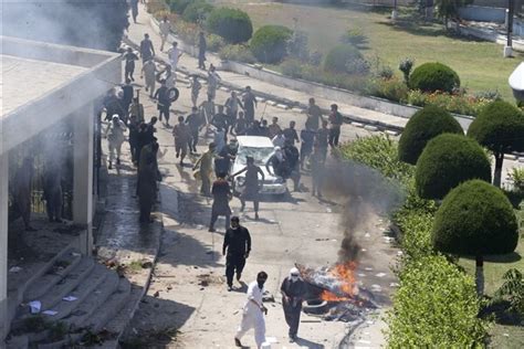 Protest Breakout In Against The Arrest Of Imran Khan See Photos Photos
