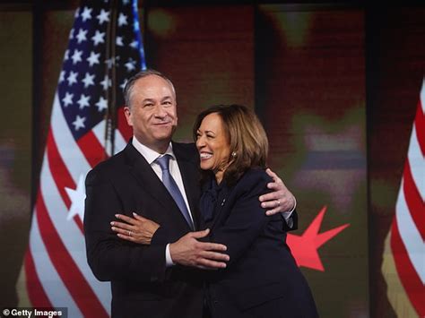Kamala Harriss Husband Doug Emhoff Forcefully Slapped Ex Girlfriend