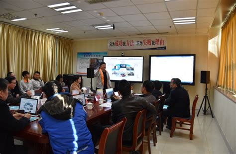 欢迎潍坊市卫健委领导来山东共达信息技术有限公司指导工 公司新闻 智能触控一体机，新媒体发布广告机，液晶拼接显示屏，医用大屏显示器