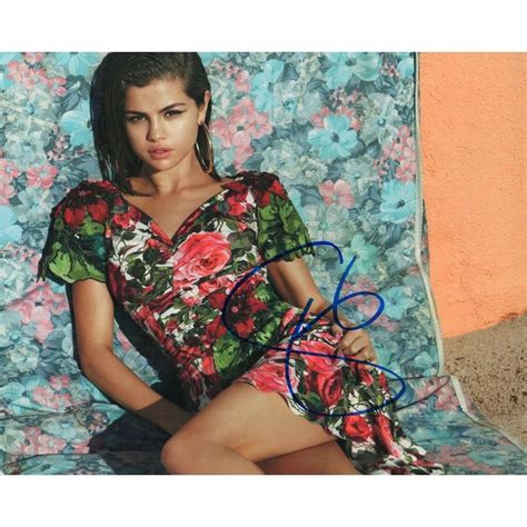 Autographed Selena Gomez 8 X 10 Photo Signed On Ebid United States