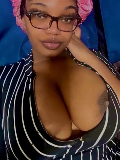 Bitches With Glasses Shesfreaky