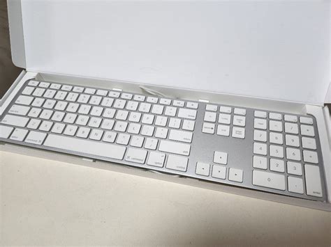 Apple Wired Keyboard With Numberic Keypad Computers And Tech Parts