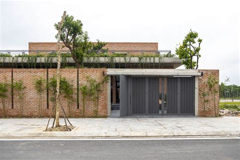 10 Modern Brick House Exterior Design Ideas Perfect For Victorian Home