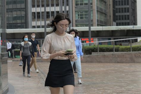 天氣｜天文台：立春乍暖還寒勿掉以輕心 元宵節天氣清涼 新冠疫情專頁