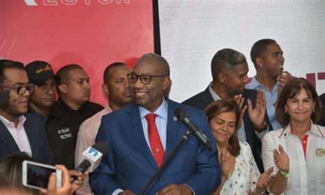 Hacen oficial el triunfo de Editrudis Beltrán para rector de la UASD