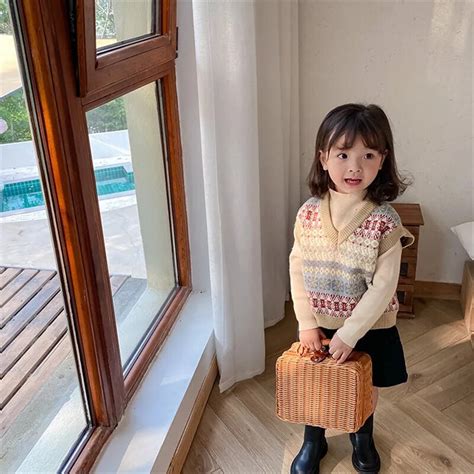 Badu Bg Бебешки пуловери за момичета Бебешки флорални плетени пуловери без ръкави Жилетка