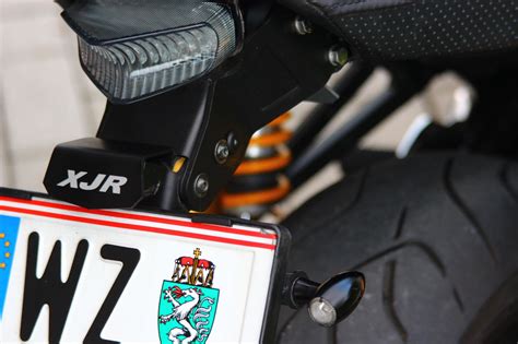 Umgebautes Motorrad Yamaha Xjr Von Drifter Ps At