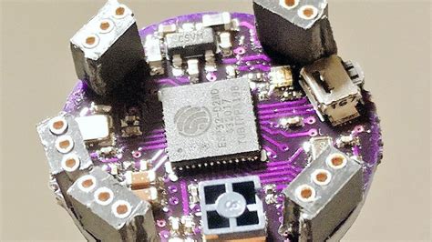 FemtoBeacon Is A Tiny ESP32 Coin Shaped Dev Board Hackaday